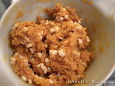 Mango & White Chocolate Chunk Medallion Coconut Flour Cookies | GAPS ...